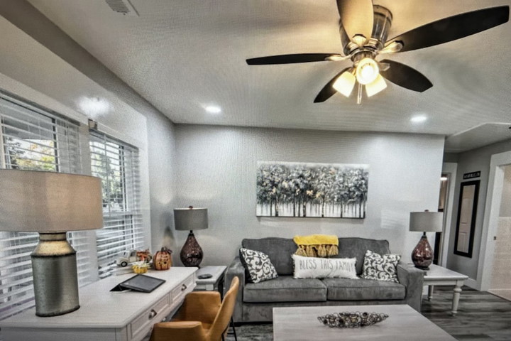 Central Retreat A, New Family & Pet Friendly - Lebanon, TN