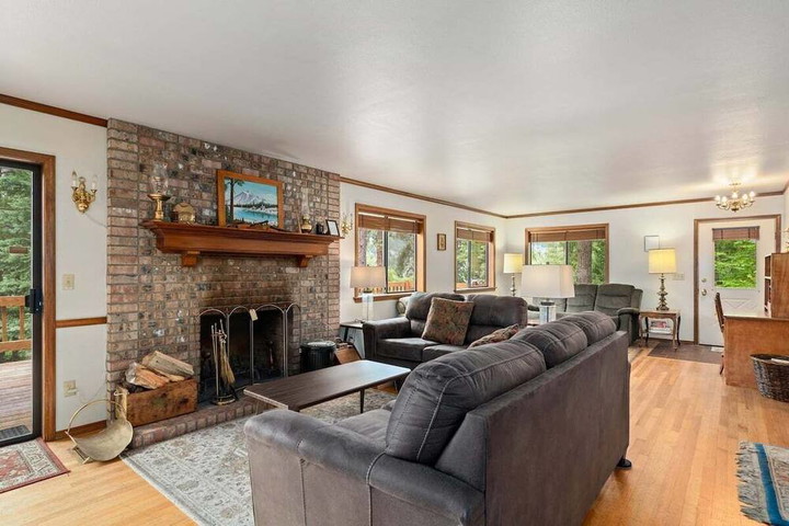 Buddington Haus - Peaceful Nature Views - Leavenworth, WA