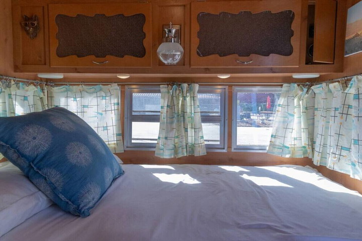 Glamping Retreat Walk To Dining - Yucca Valley, CA