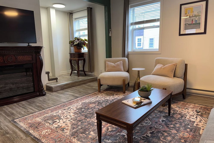 Charming 2-bedroom Downtown Apartment - Newfoundland and Labrador