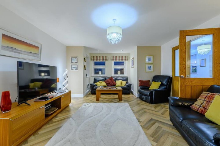 4 Bed In North Sunderland (Oc-gd1890) - Seahouses