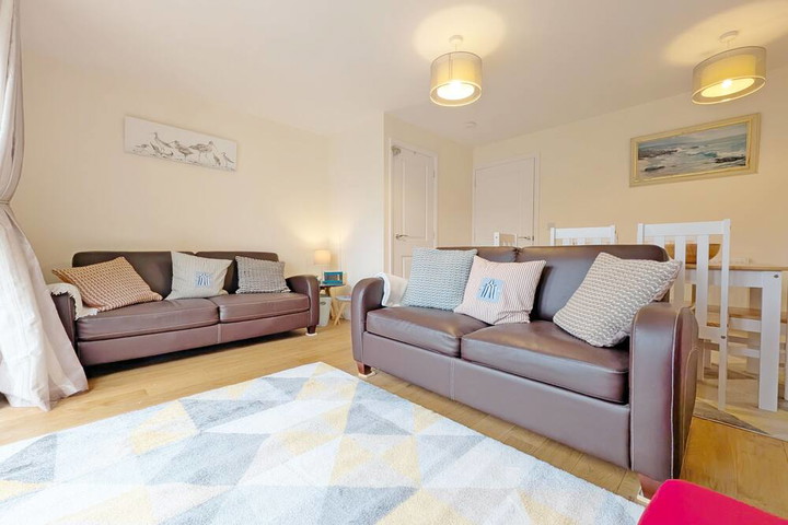 Oysters - A Family House That Sleeps 6 Guests In 3 Bedrooms - West Wittering