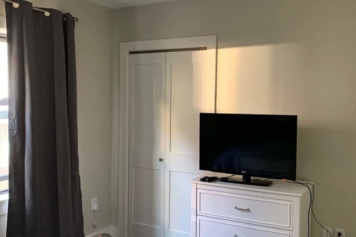 Unit C: 2nd Floor Beautiful 1br/1b Suite In The Heart Of Downtown Bar Harbor - Bar Harbor, ME