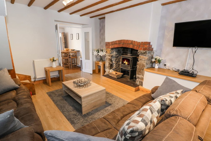 Tryfan, Pet Friendly, With Open Fire In Llanberis - Llanberis