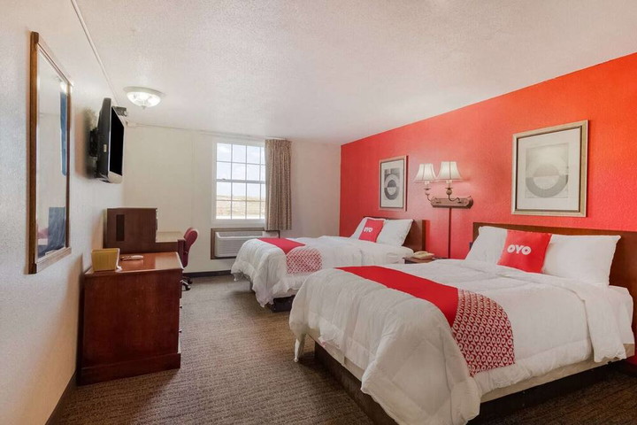 2 Full Beds | Non-smoking - Illinois