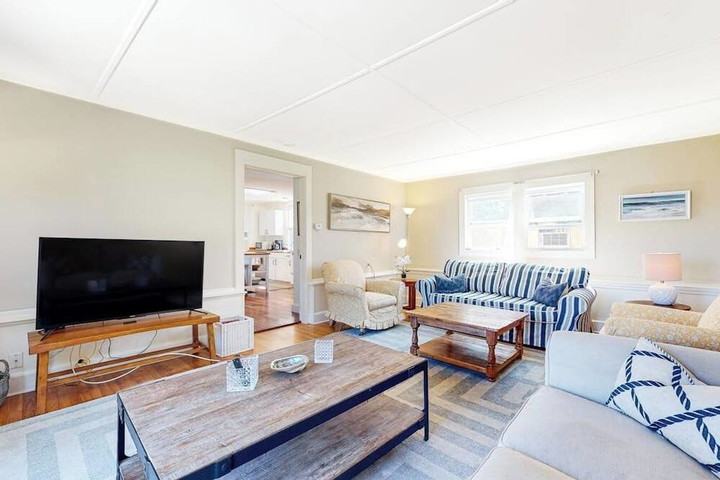 Beach-view Home With Beach Access, Deck, Grill, 2 Kayaks, & Ac - Beverly, MA