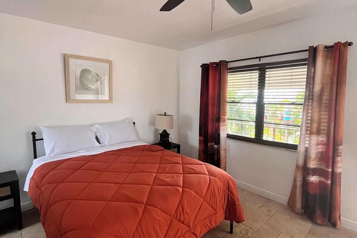 214 Superior Single Room In A Waterfront Hotel In Singer Island, Fl - Riviera Beach, FL