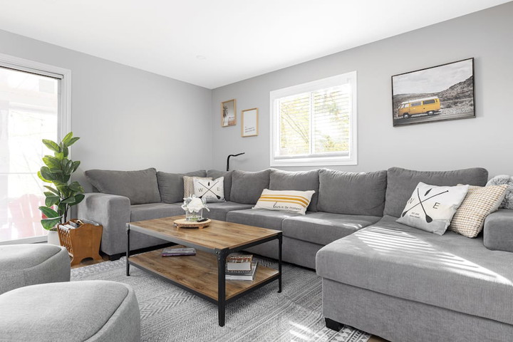 Modern Cottage Escape In Muskoka - Huntsville