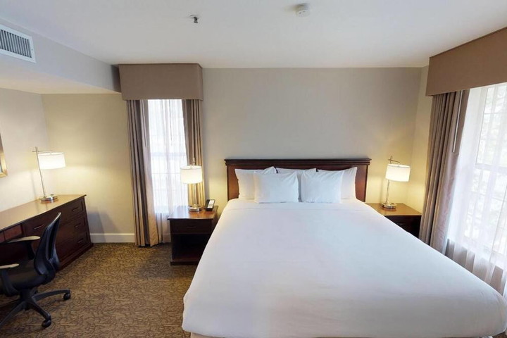 Pet-friendly 2br Suite W/ Kitchen & Free Breakfast | Near Tri-city Park - 1.2 Mi - Brea, CA
