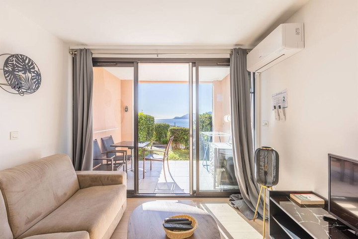 Sea & Mountain Views | Garden, Pool & Parking - Cannes