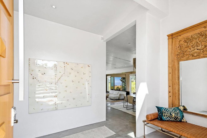 Gorgeous Architectural Malibu Ocean And Mountain View Estate. Newly Built. - Malibu
