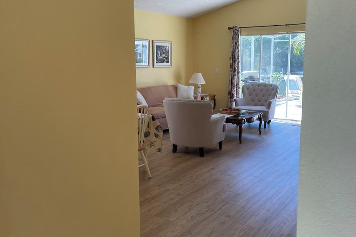 Private South Facing Heated Pool & Lakeview~5 Mi From Disney - 키씸미