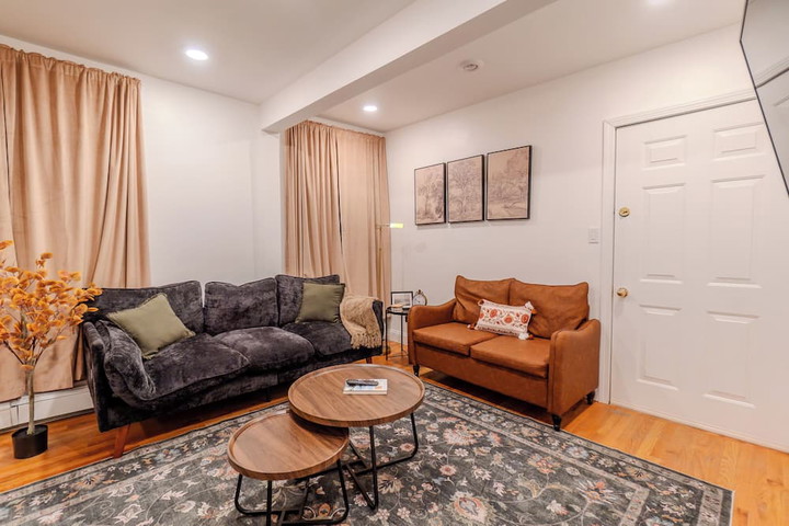 4bdr/2.5ba Apt Near Tufts/7 Min-walk To Subway/free Parking For 2 Cars - Chinatown - Boston