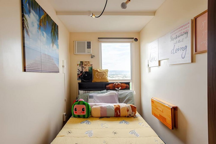 Affordable Staycation At The Metro With Free Breakfast - Quezon City