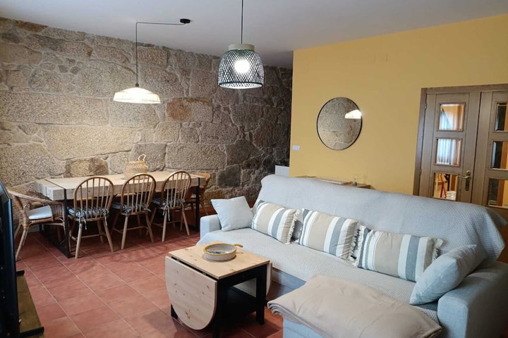 A Charming Stone House In Xunqueira - Allariz