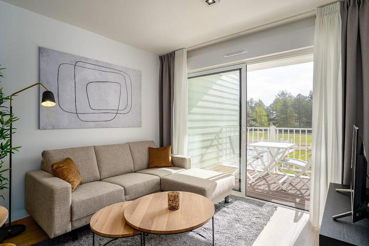 Cet Appartement Comporte Une Chambre Avec Lit 2 Places Et Un Coin Couchage Avec Lit Superposé - Great Britain