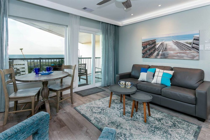 New Heated Pool & Hot Tub! Top-floor-ocean View! - Galveston, TX