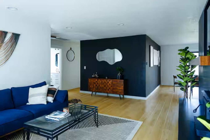 Stylish Mid-century Modern Home - Near Dt Portland For Your Perfect Getaway! - Oregon City, OR