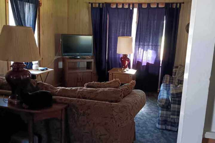 2br Cottage Close To Water, Huntn, Fishn And Snowmobiling  Outside Bradford, Pa. - Lake Erie, PA