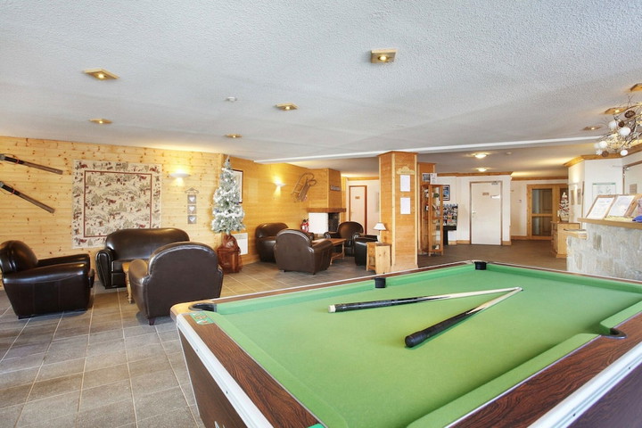Apartment In Le Village Complex, France - Crest-Voland