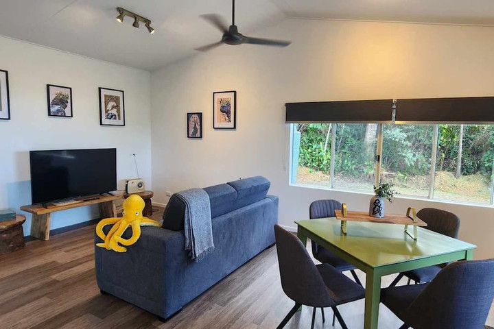 New -The Sugar Shack, Ocean Views Over Cane Fields From Your Outdoor Spa Bath - Queensland