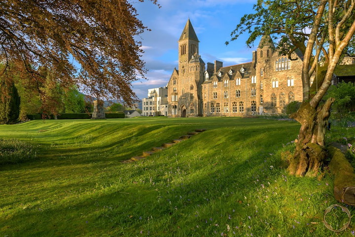 Sleeps 4 Guests  In 2 Bedrooms - Fort Augustus