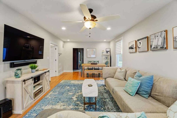 Beach Block Family House W/garage & Decks - Sea Bright, NJ