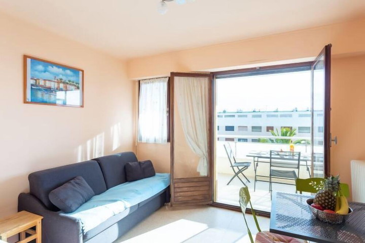 Le Grand Large By Interhome - Le Lavandou