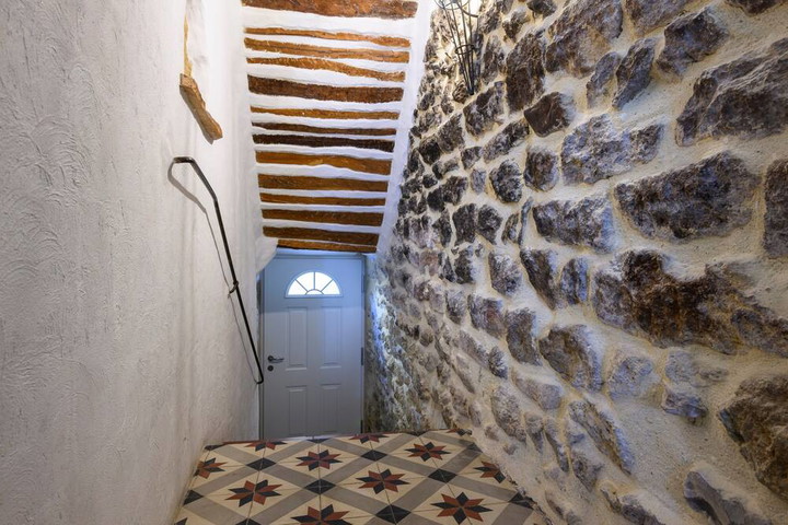 Maison Bleue 26170 Mollans-sur-ouvèze  Authentique Maison De Village Au Bord De La Rivière - Mont Ventoux