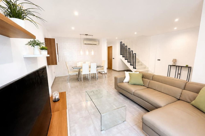 Spacious Family Home In Cancelada | Near Golf Courses And The Beach - Malaga