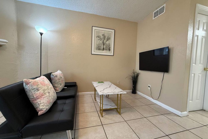 Houston 2bed 1.5bath Medical Center  Nrg Downtown Chinatown - Sugar Land, TX