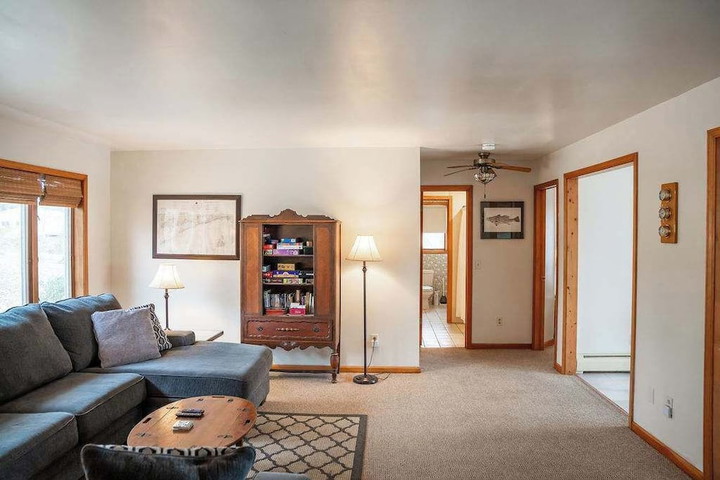 Lakefront House W/ Dock, Fire Pit, & Wine Trail - Geneva, NY