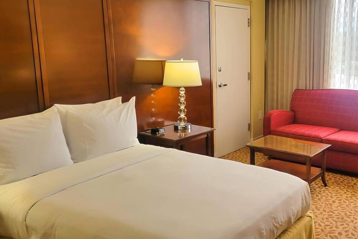 1 Double | Wyndham Atlanta Buckhead Hotel & Conference Center | Pet Friendly - Atlanta, GA