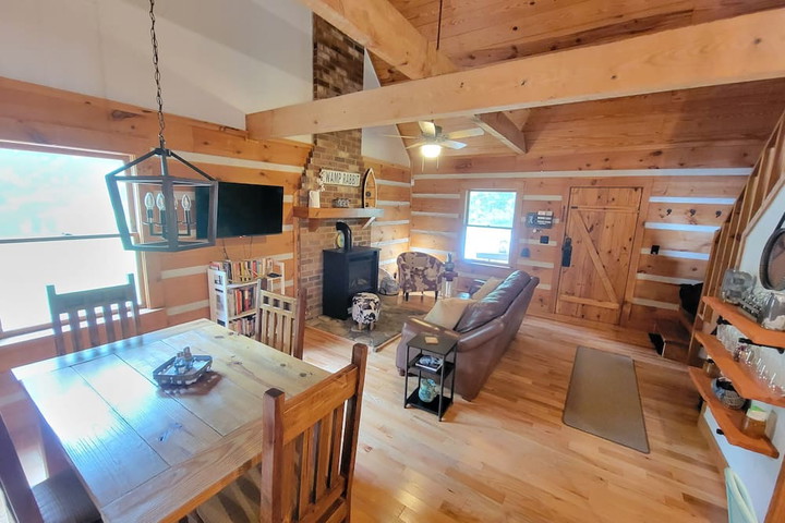 Remote, Modern, Cozy Cabin On 12 Acres; Only 2.5 Miles From Traveler's Rest! - Travelers Rest, SC
