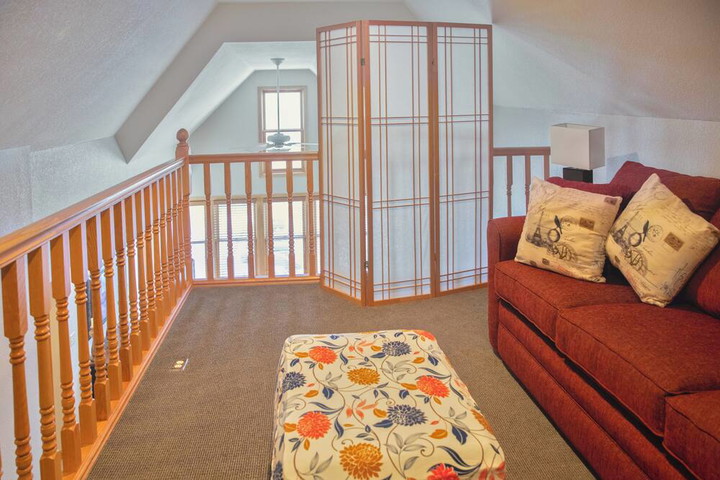 Top-floor Condo | Lake Views | Walk Downtown - Bayfield, WI