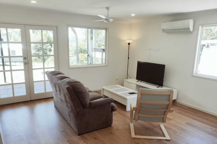 Private Self Contained 2 Bedroom Apartment - Brisbane