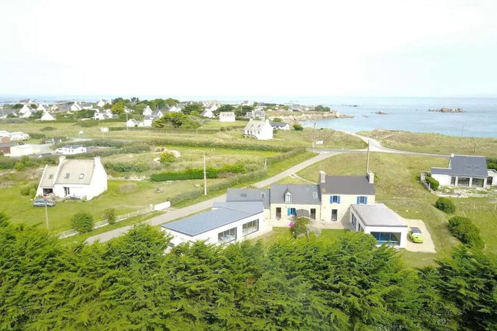 Villa Ty-neiz Piscine-interieure-50 Mètres De La Mer 6 Pers - Plouguerneau