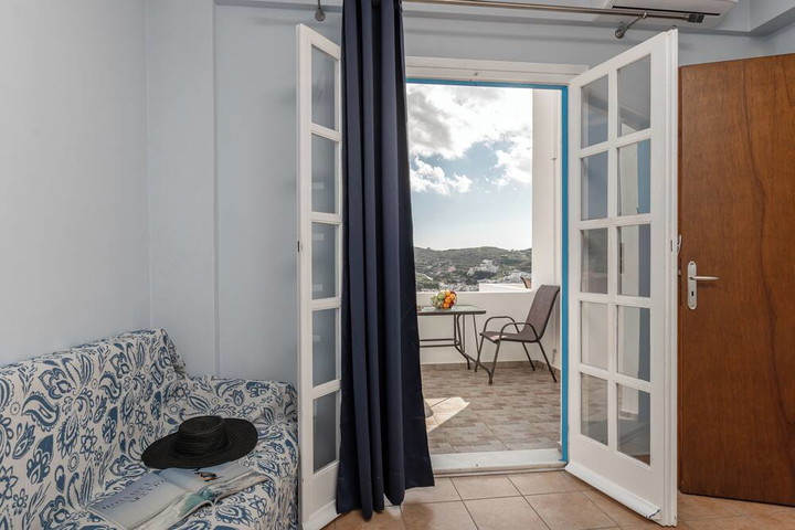 Nick&debbie's Two-storey Apartment - Naxos