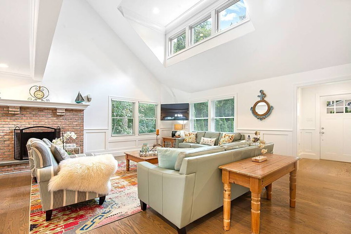 Brand New In The Heart Of East Hampton Village With Pool - East Hampton