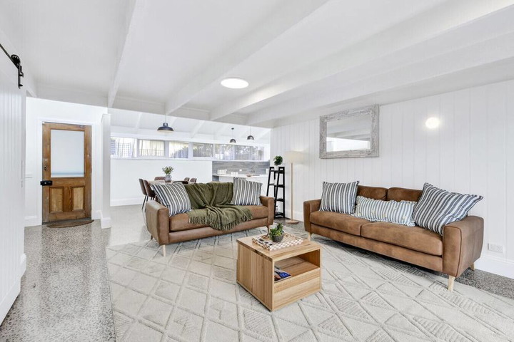 Retreat On Hitchcock; 3 Bedroom, 2 Bathroom, Pet Friendly, Central Barwon Heads W Parking - Barwon Heads
