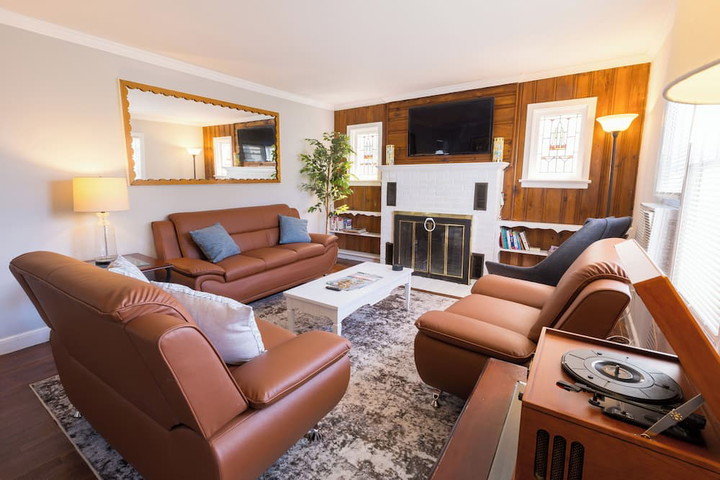 Coastal 5br Home In Milford Ct  Family-friendly, Stylish & Close To Beaches - Stratford, CT