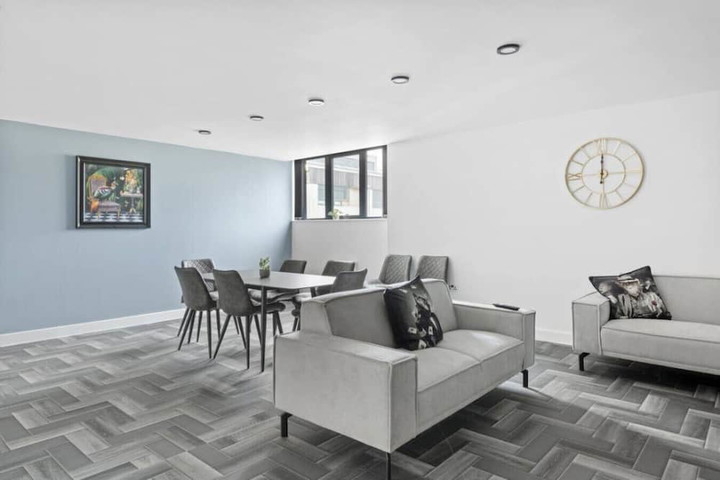 Brand New Spacious Studio In Beeston - Nottingham