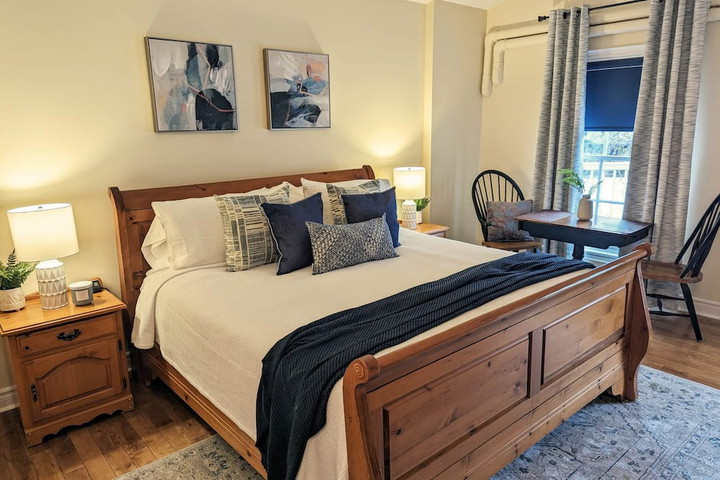 The Diana Suite - Elegant And Serene - Niagara-on-the-Lake