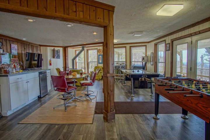 Chalet @ Snowshoe,kings,hot Tub,western Views! - West Virginia