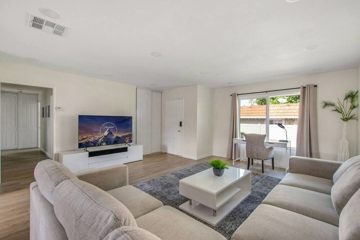 San Marco - Close To Entertainment, Restaurants - Lake Forest, CA