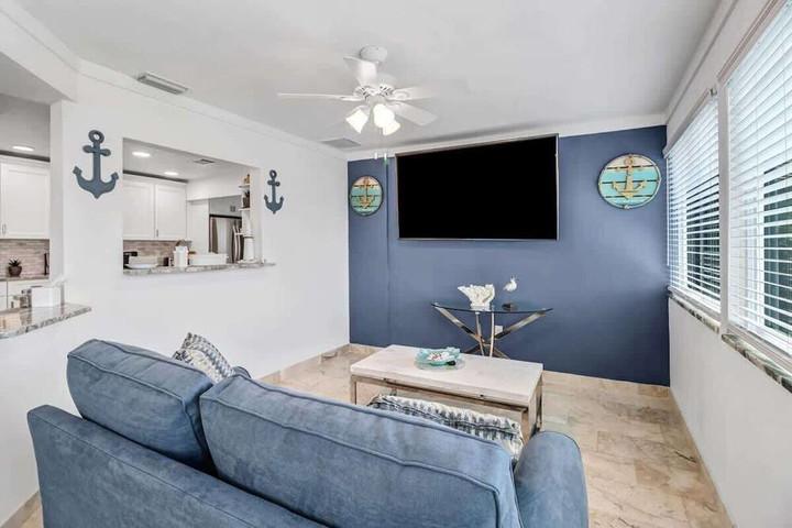 Elegant 4br Waterfront Retreat L Private Pool - Marco Island, FL