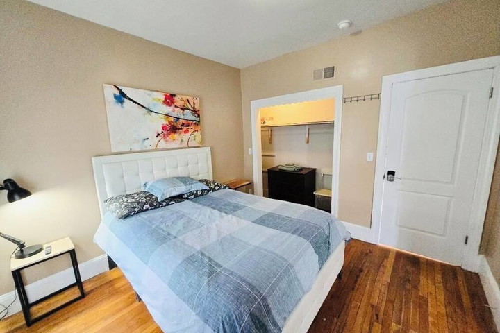 Nice Room In Fed Hill, Downtown - Providence, RI