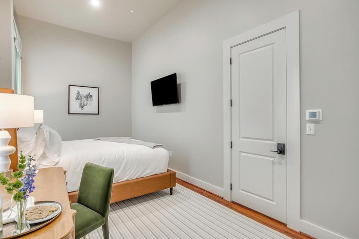 Granbury Hotel Room Right On The Historic Granbury Square - 그랜버리