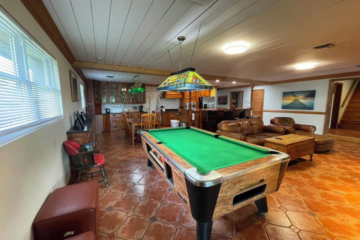 Waterfront Escape With Indoor Cedar Pool & Hot Tub-chesapeake Bay Retreat - Norfolk, VA