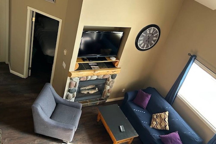 2 Bedrooms Plus Loft Room - Deck - Bbq - Fernie
